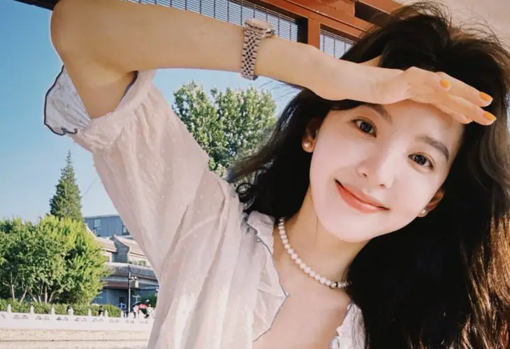 Zhang Ruonan Fan Club Relaunches New Name After Backlash Over ...